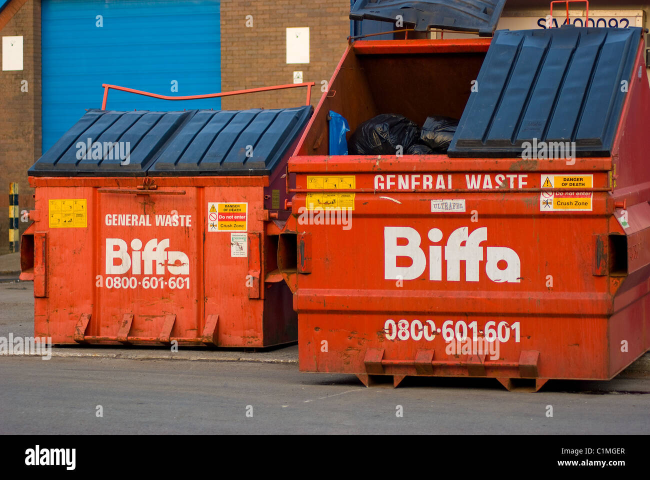 Poubelles biffa Banque de photographies et d’images à haute résolution ...