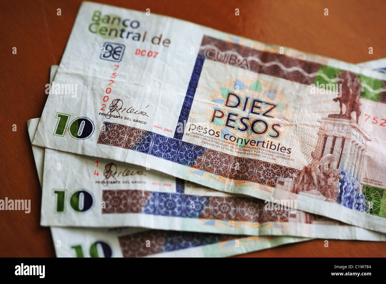 Cuban peso Banque de photographies et d’images à haute résolution - Alamy