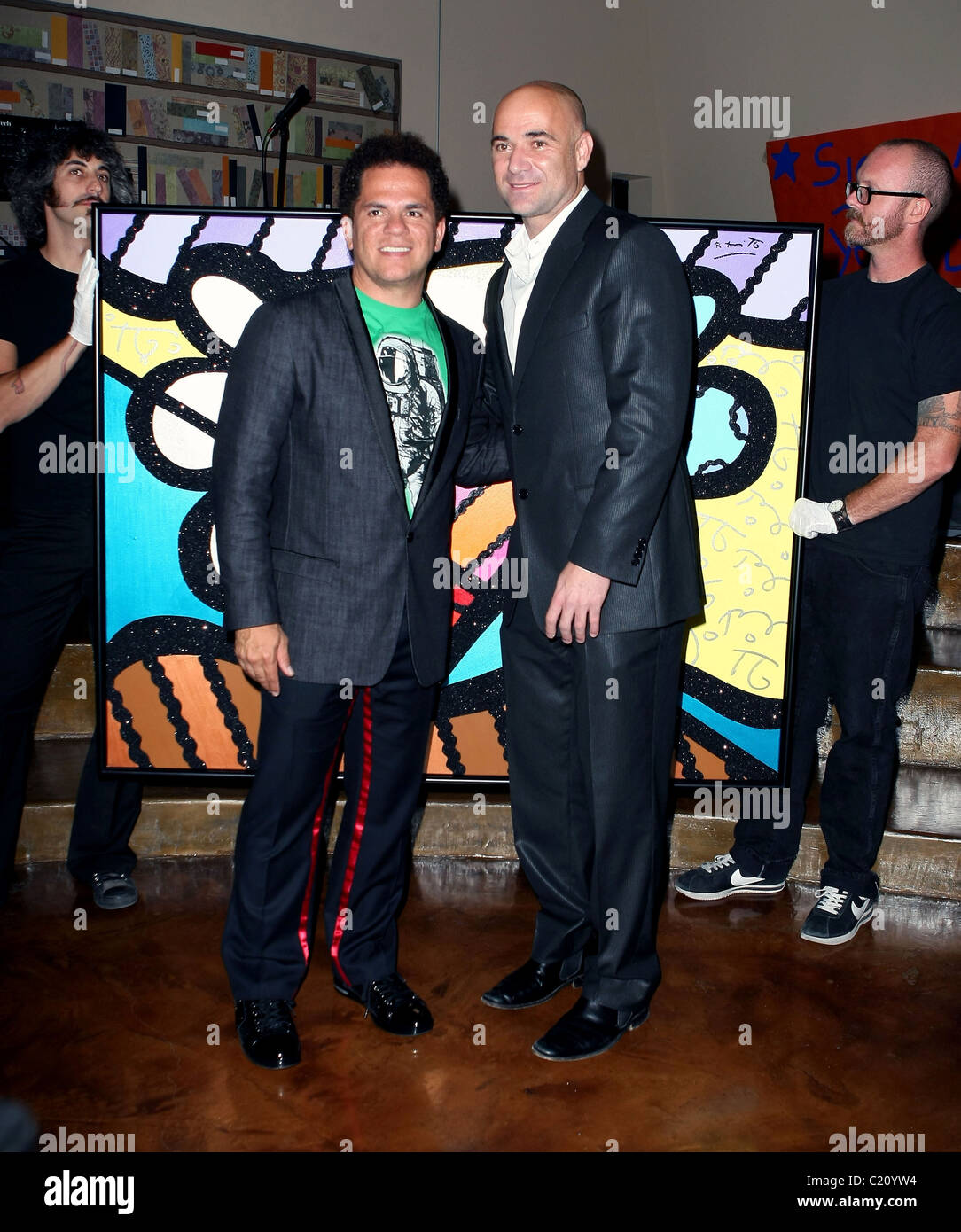 Avec Romero Britto, Andre Agassi, Andre Agassi Foundation dévoile l'art de Romero Britto ...