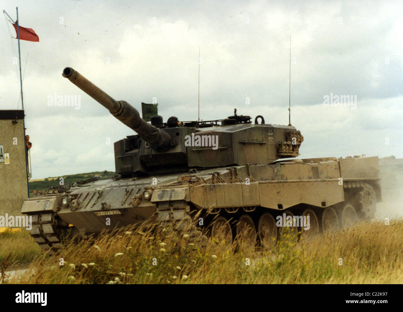 Le Leopard 2 est un char de combat principal Allemand (Kampfpanzer ...