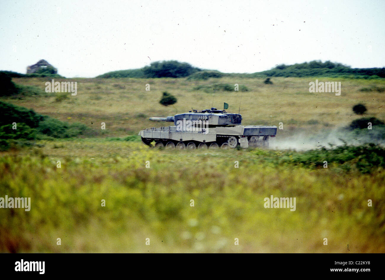 Le Leopard 2 est un char de combat principal Allemand (Kampfpanzer ...