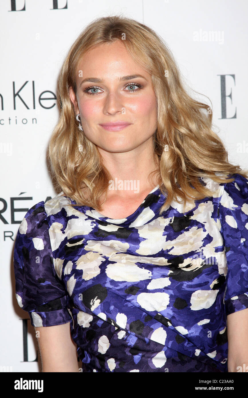 Gillian Jacobs arrivant à la 16e Annual Women in Hollywood Tribute ...