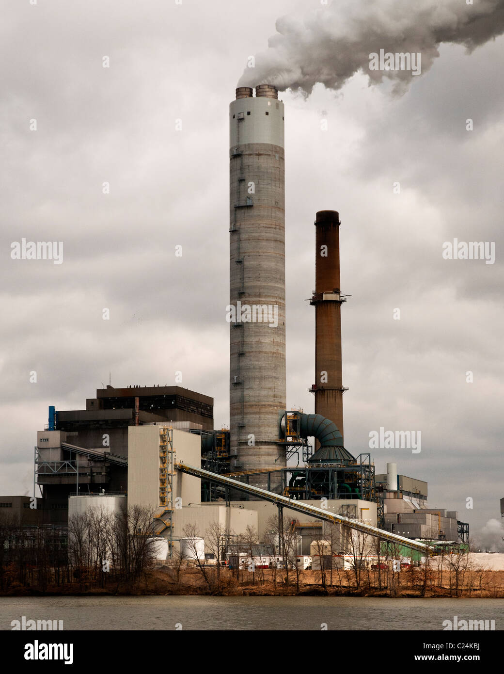 Centrale elettrica a carbone a combustibili fossili Banque de photographies et d’images à haute ...