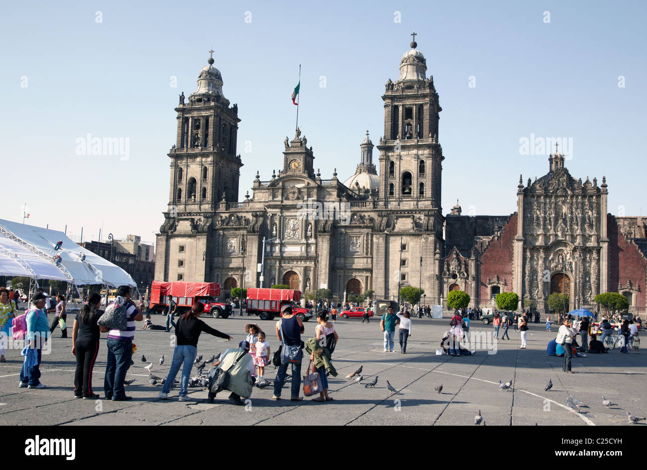 Zocalo de la ciudad de mexico Banque de photographies et d’images à ...