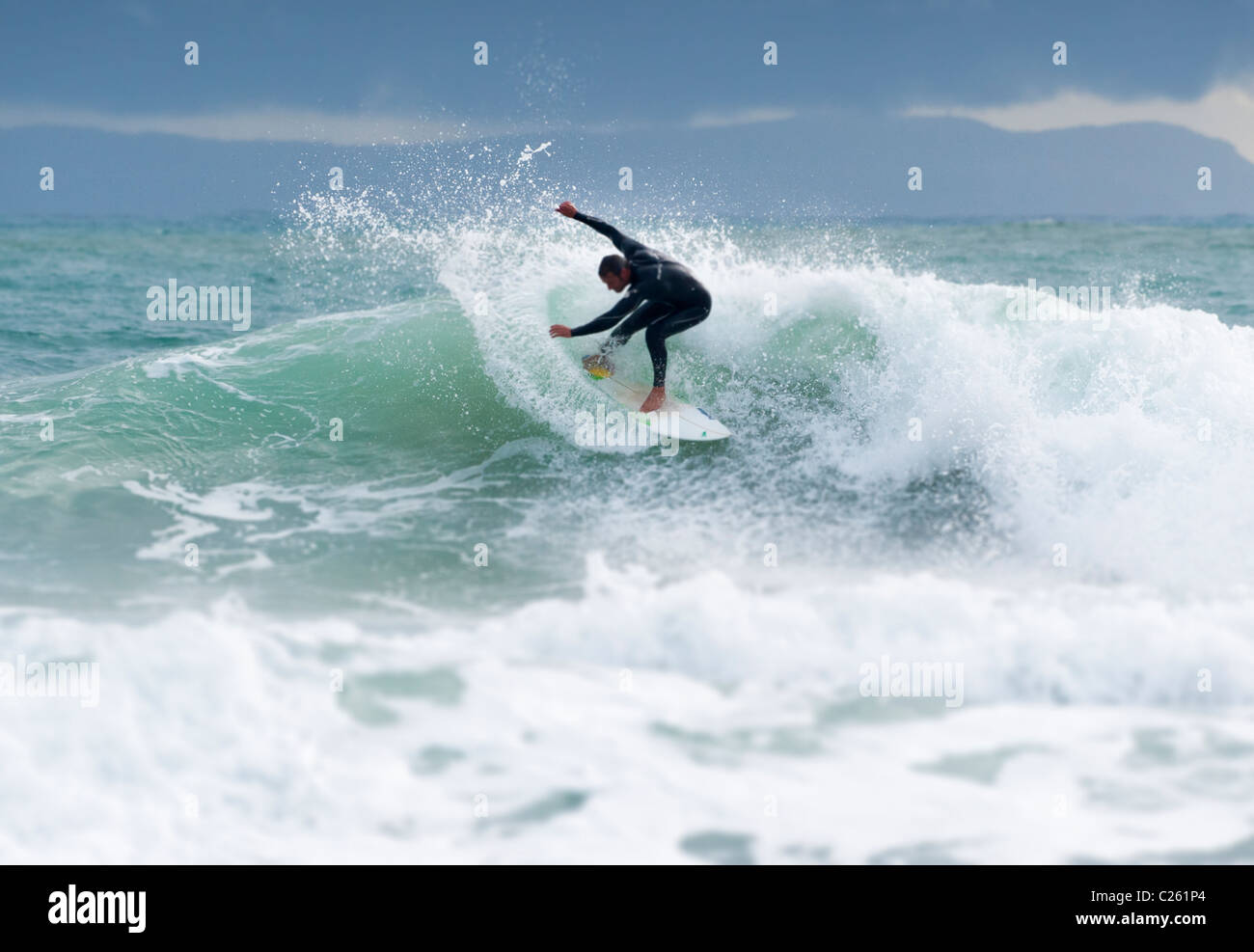 Vague De Surf Homme Banque d'image et photos - Alamy