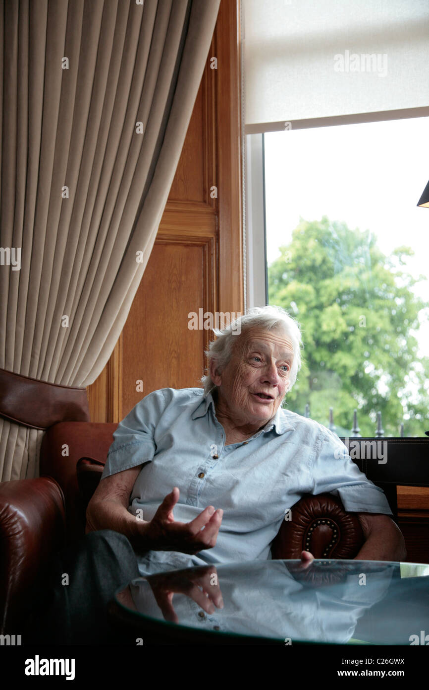 La baronne Mary Warnock, philosophe britannique Photo Stock - Alamy