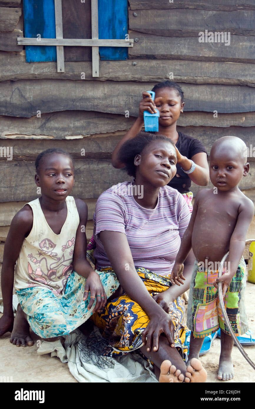 Betou republic of congo Banque de photographies et d’images à haute ...