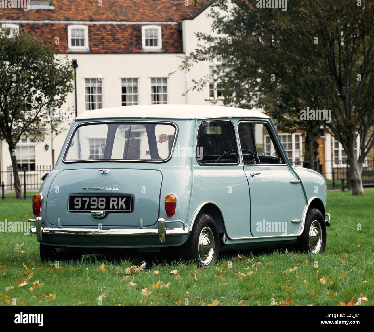 Morris mini british car Banque de photographies et d’images à haute ...