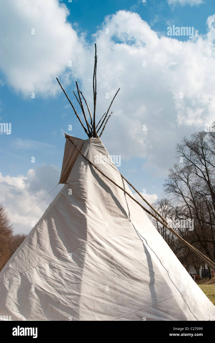 Native american tepee Banque de photographies et d’images à haute ...