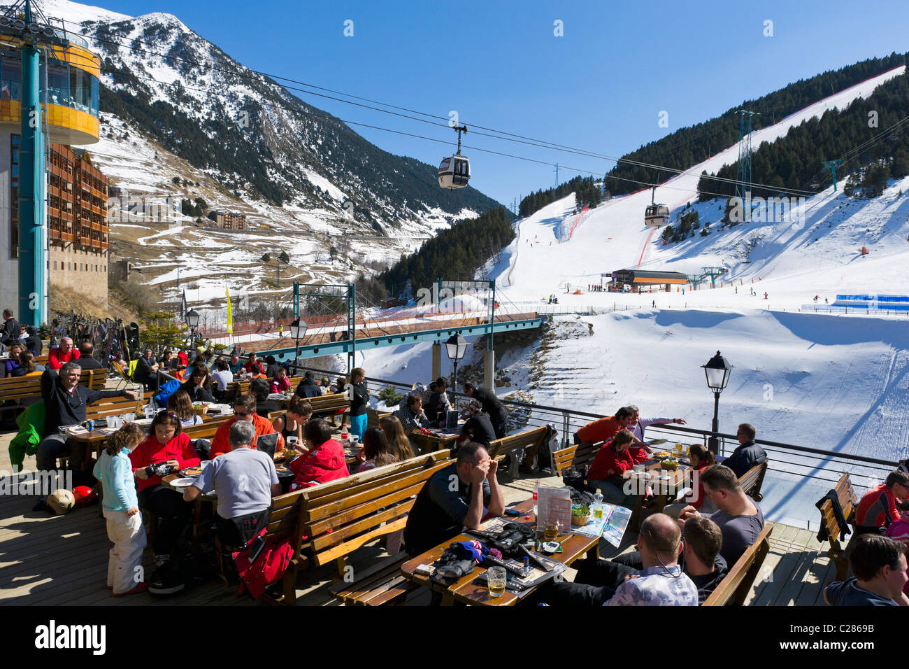 Ski soldeu resort andorra Banque de photographies et d’images à haute ...