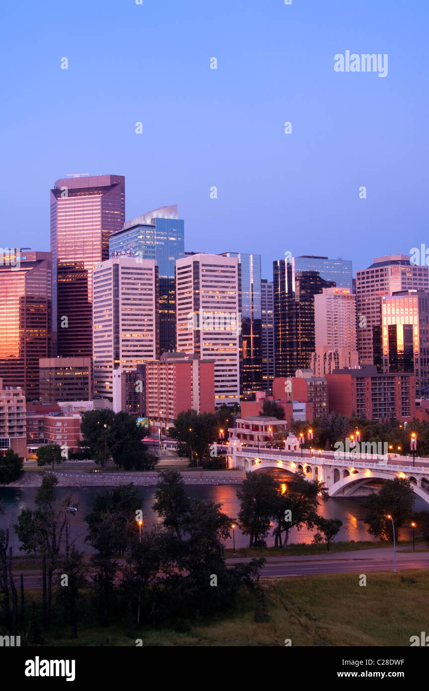 Calgary skyline Banque de photographies et d’images à haute résolution ...