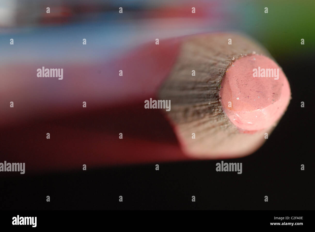 Crayon rose Banque de photographies et d’images à haute résolution - Alamy