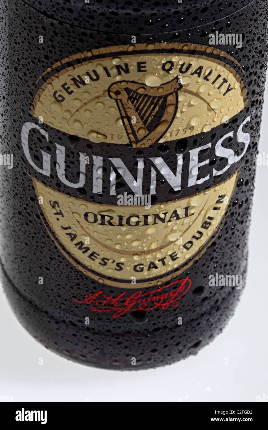 Bouteille de guinness Banque de photographies et d’images à haute ...