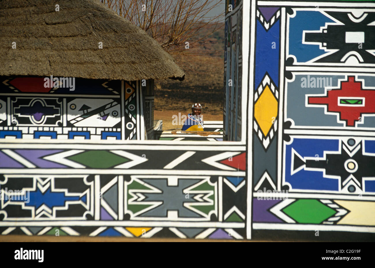 Ndebele house Banque de photographies et d’images à haute résolution ...