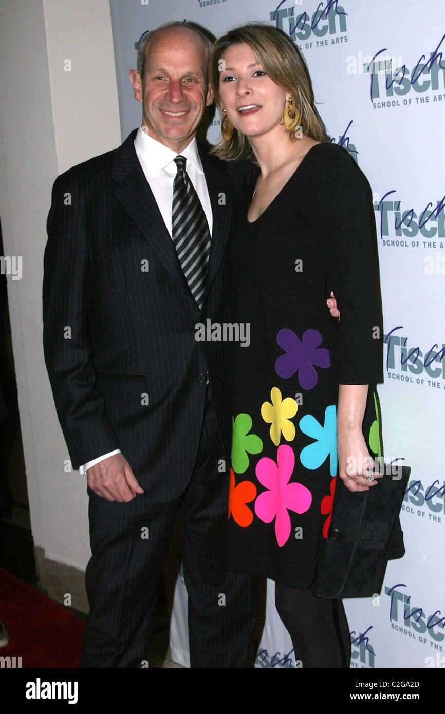 Larry tisch et sa femme Banque de photographies et d’images à haute ...