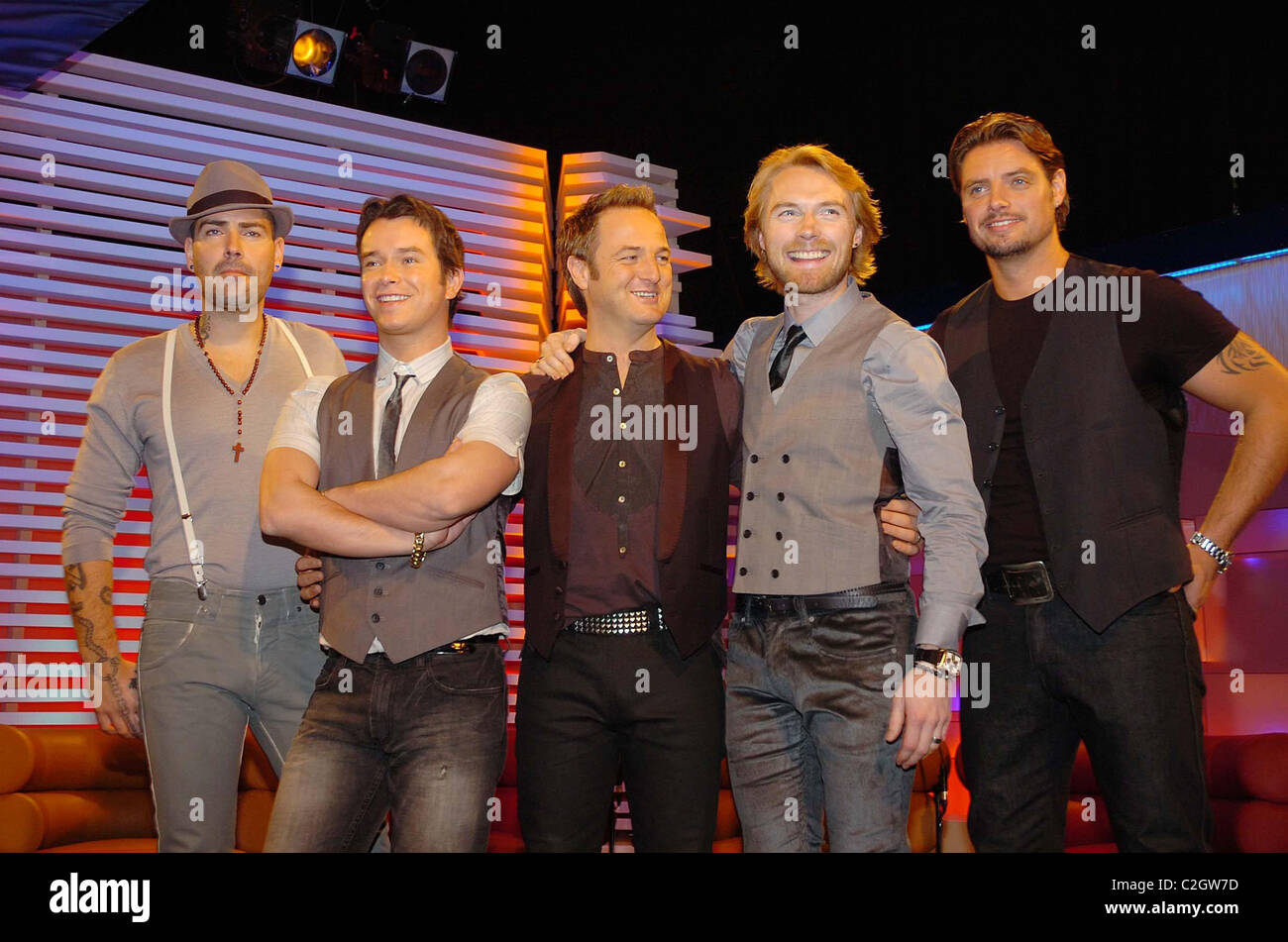 Shane Lynch, Stephen Gately, Mikey Graham, Ronan Keating et Keith Duffy ...