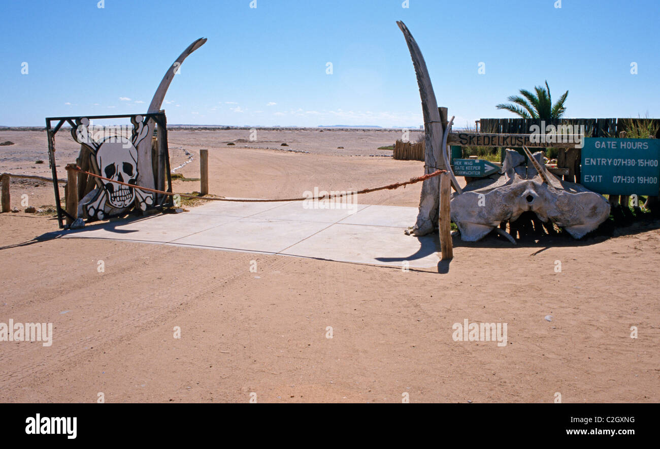 Namibia skeleton coast gate Banque de photographies et d’images à haute ...