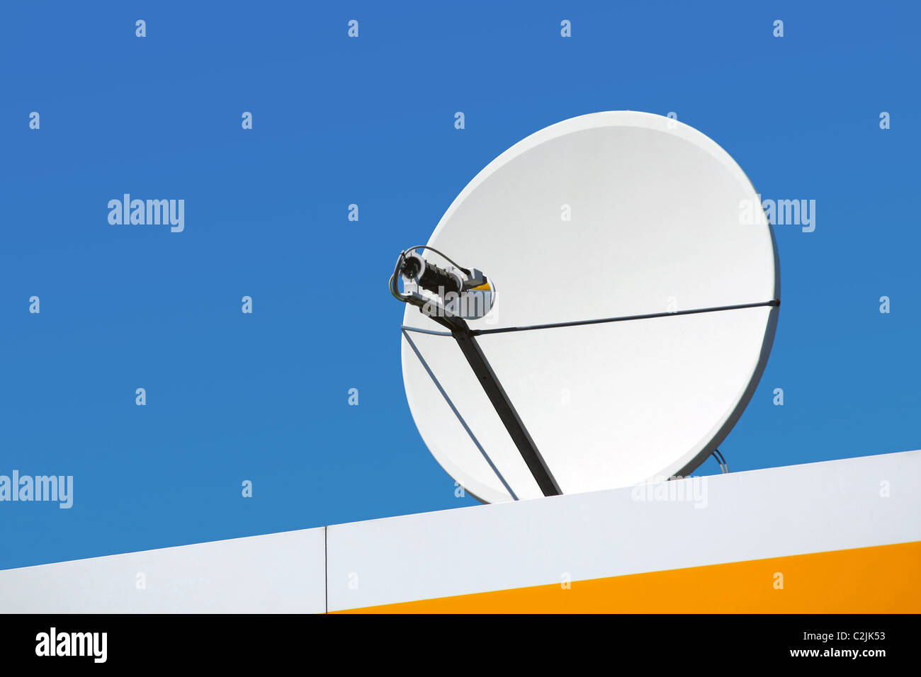 Antenna satellite Banque de photographies et d’images à haute ...