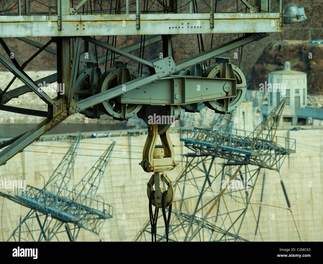 Détail de l'ancien pont roulant avec le barrage Hoover, au-delà Photo ...