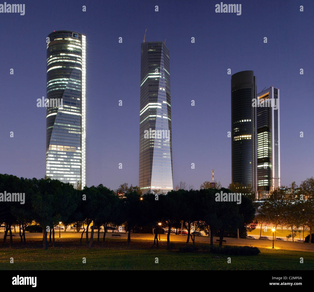 Torre espacio Banque de photographies et d’images à haute résolution ...