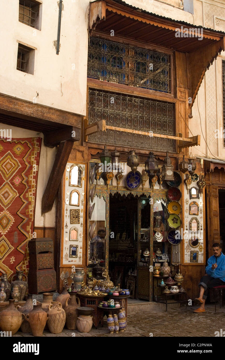 Artefacts marocains Banque de photographies et d’images à haute résolution - Alamy