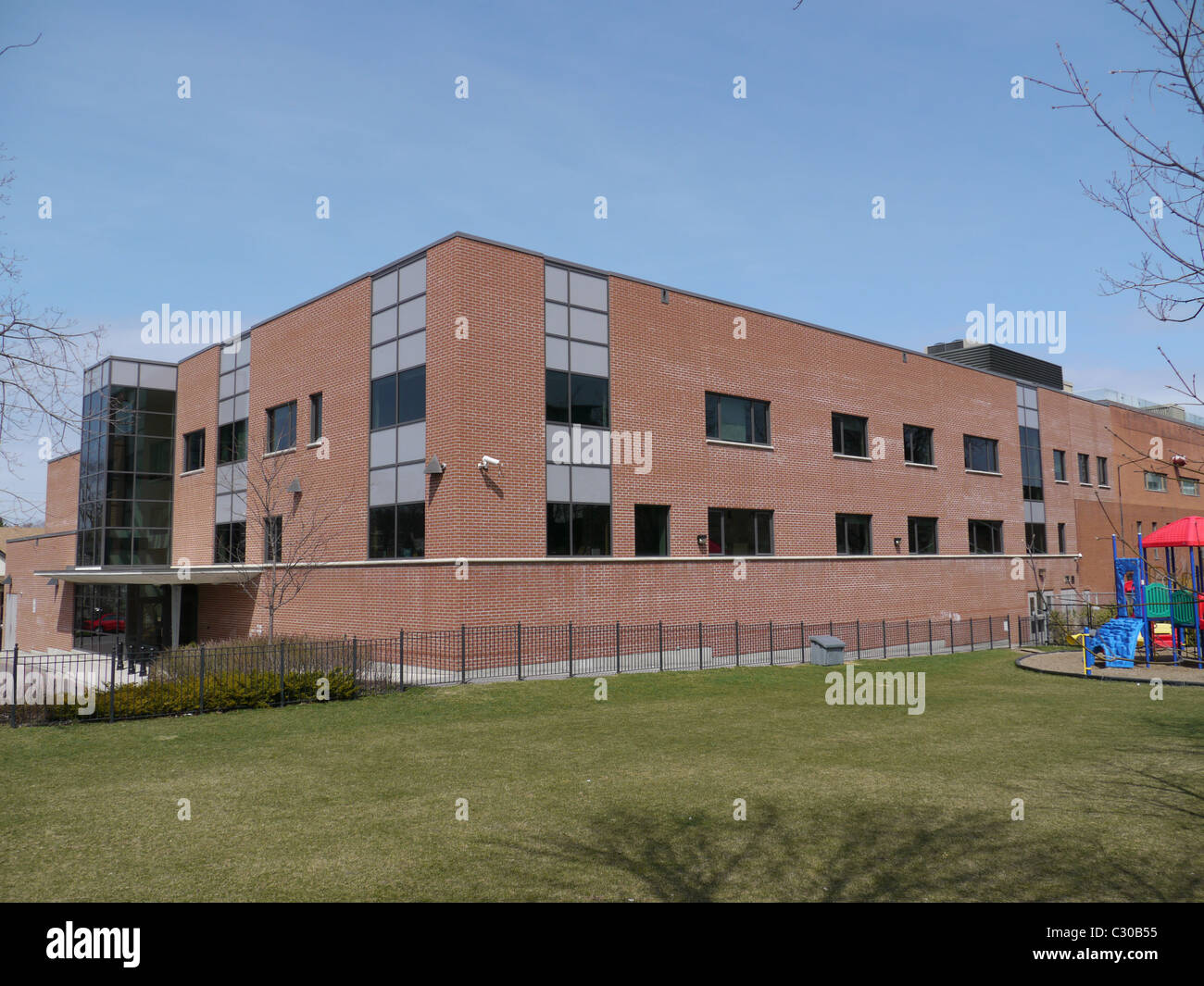 école moderne Banque de photographies et d’images à haute résolution ...