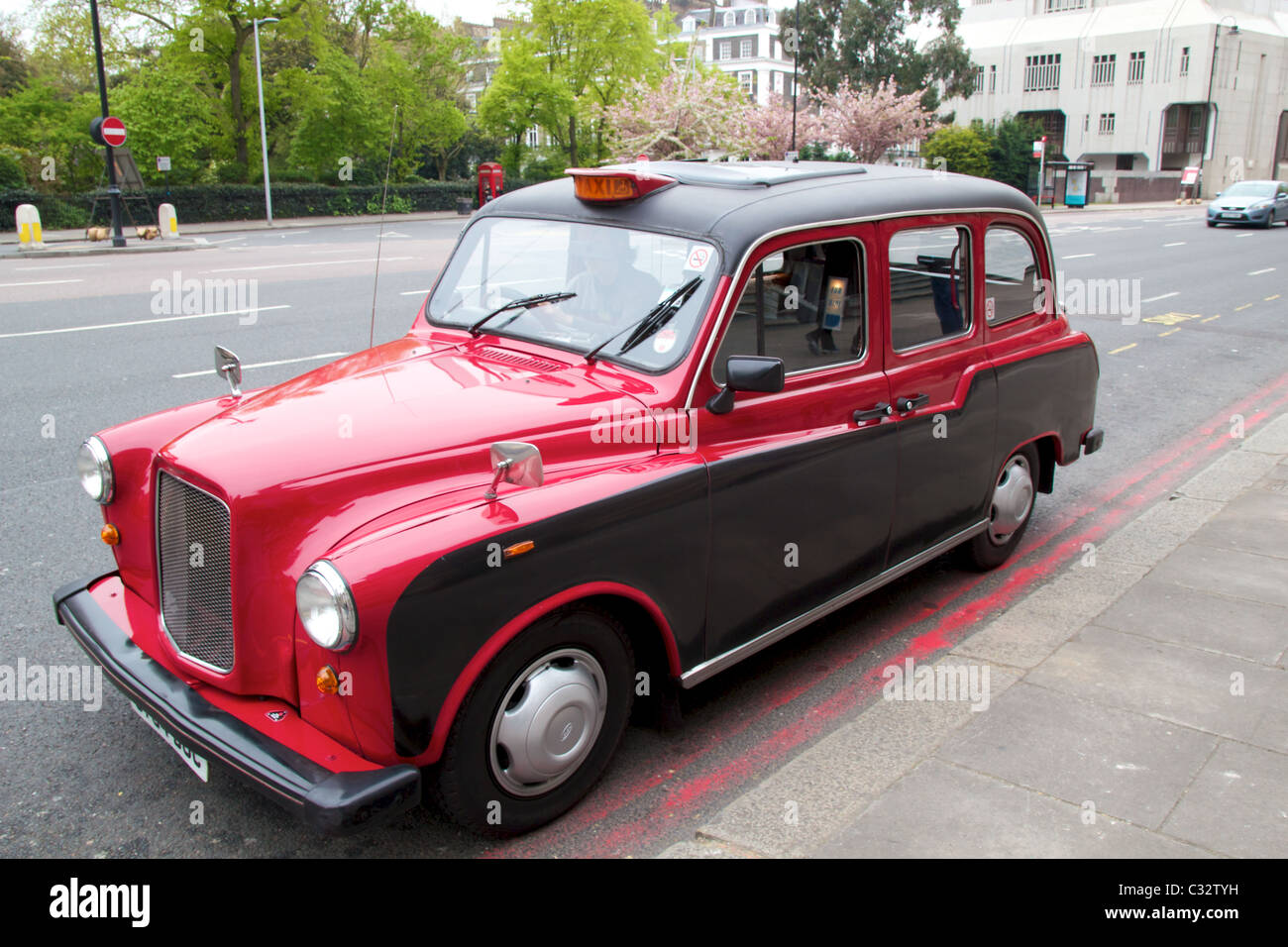 Old london taxi Banque de photographies et d’images à haute résolution ...
