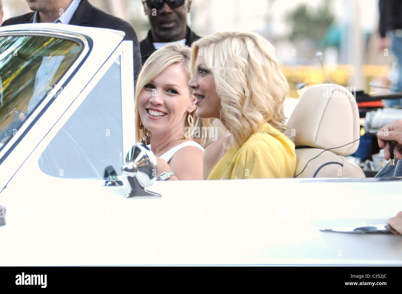 Tori Spelling et Jennie Garth sur le plateau de la nouvelle série TV ...