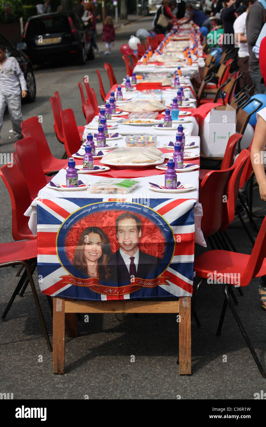 Royal wedding street party Banque de photographies et d’images à haute ...
