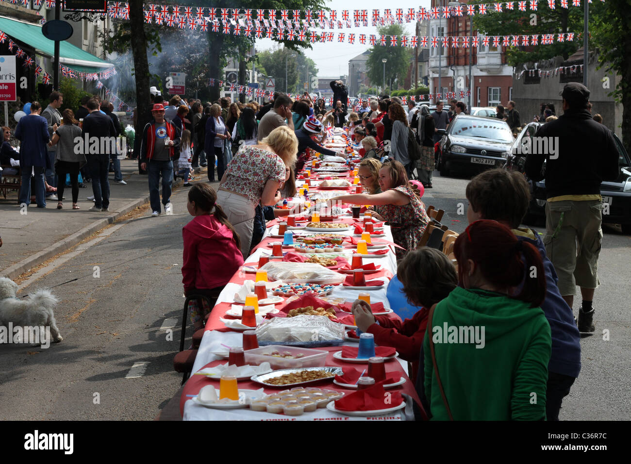 Royal wedding street party Banque de photographies et d’images à haute ...