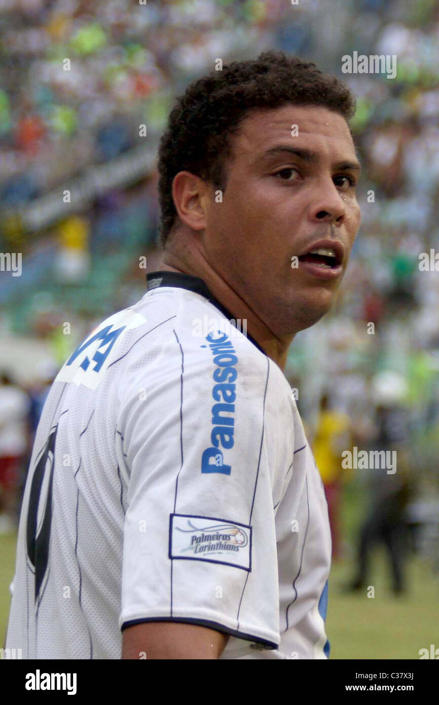 Ronaldo Luís Nazário Ronaldo aka de Lima footballeur professionnel ...
