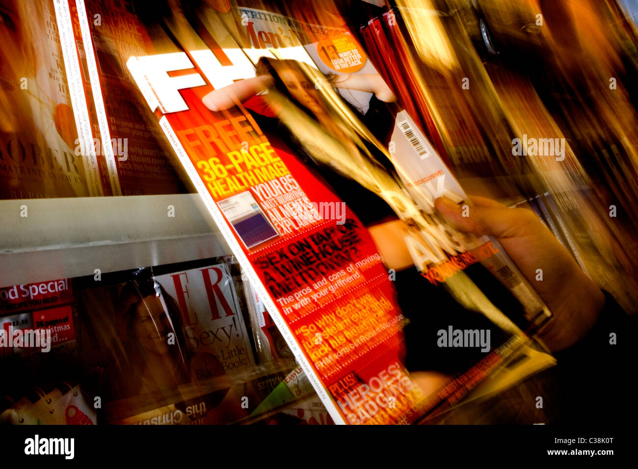Fhm magazine Banque de photographies et d’images à haute résolution - Alamy