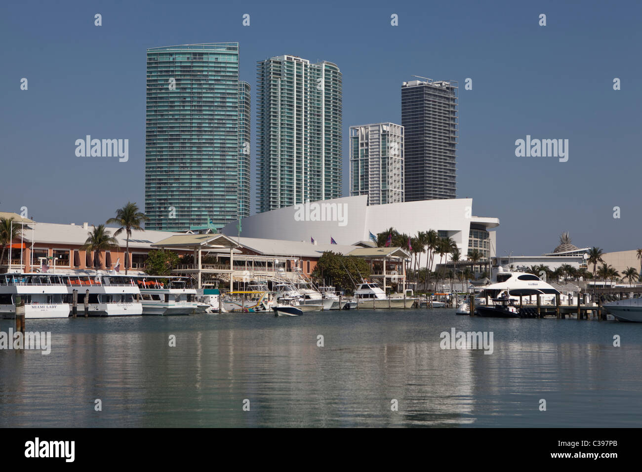 Port de miami Banque de photographies et d’images à haute résolution ...