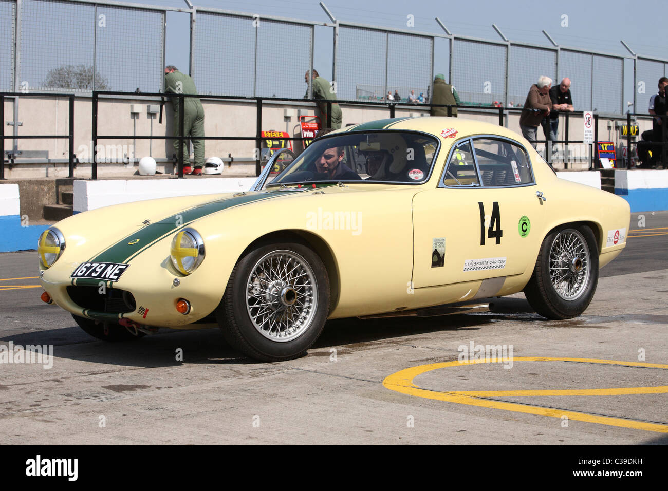 Lotus elite racing car Banque de photographies et d’images à haute ...