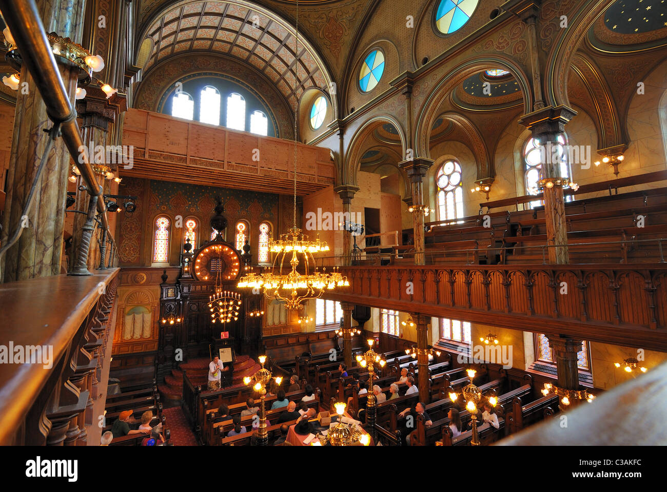 Eldridge Street Synagogue à l'intérieur, la première synagogue juive ...