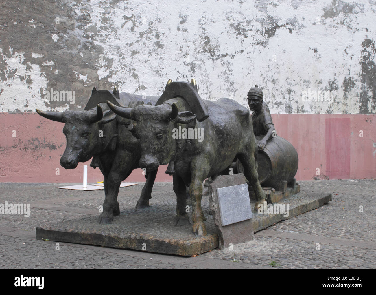 Oxen statue Banque de photographies et d’images à haute résolution - Alamy