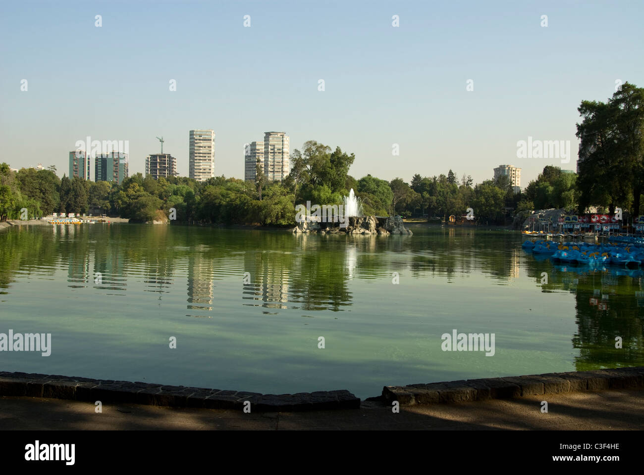 Parc chapultepec mexico city Banque de photographies et d’images à ...