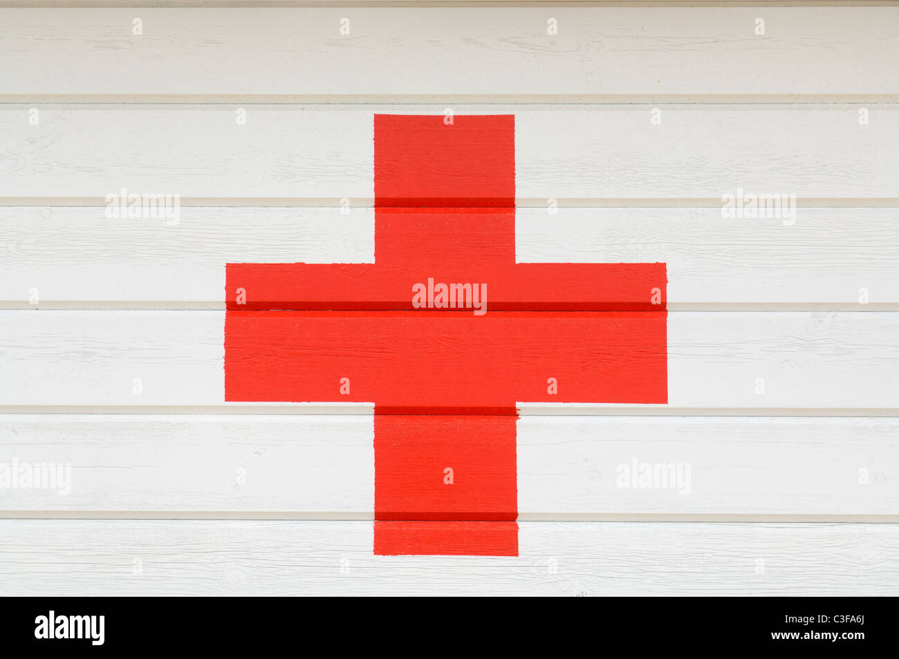 Symbole croix rouge Banque de photographies et d’images à haute ...