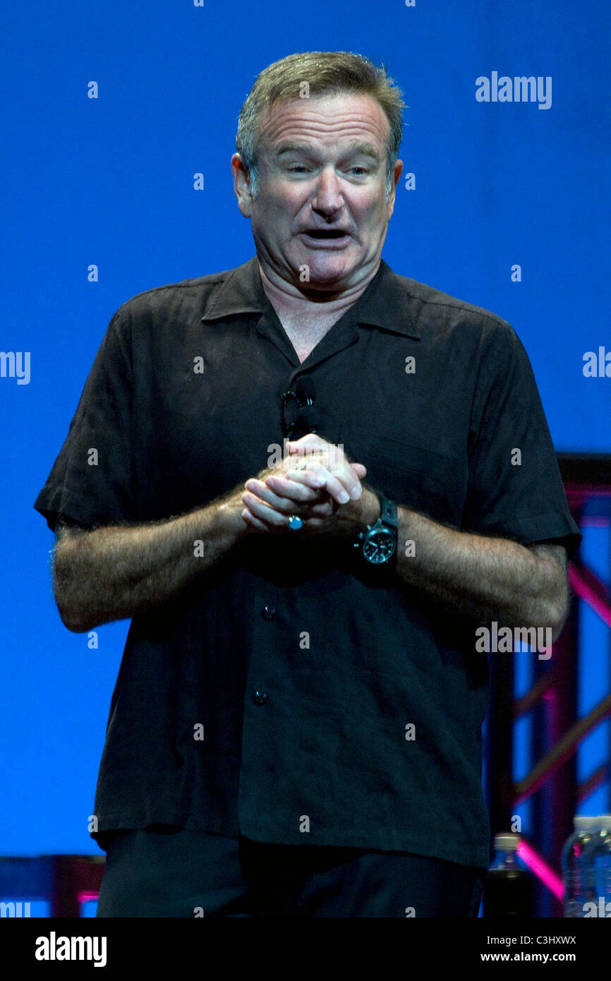 Robin Williams sur scène au Seminole Hard Rock Live Theatre Hollywood ...