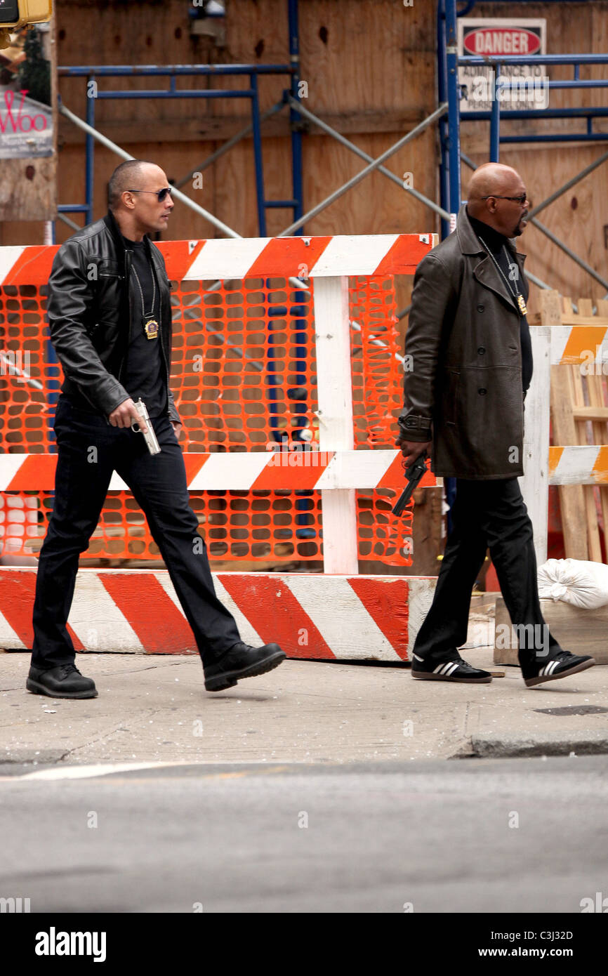 Dwayne johnson and samuel l jackson Banque de photographies et d’images ...