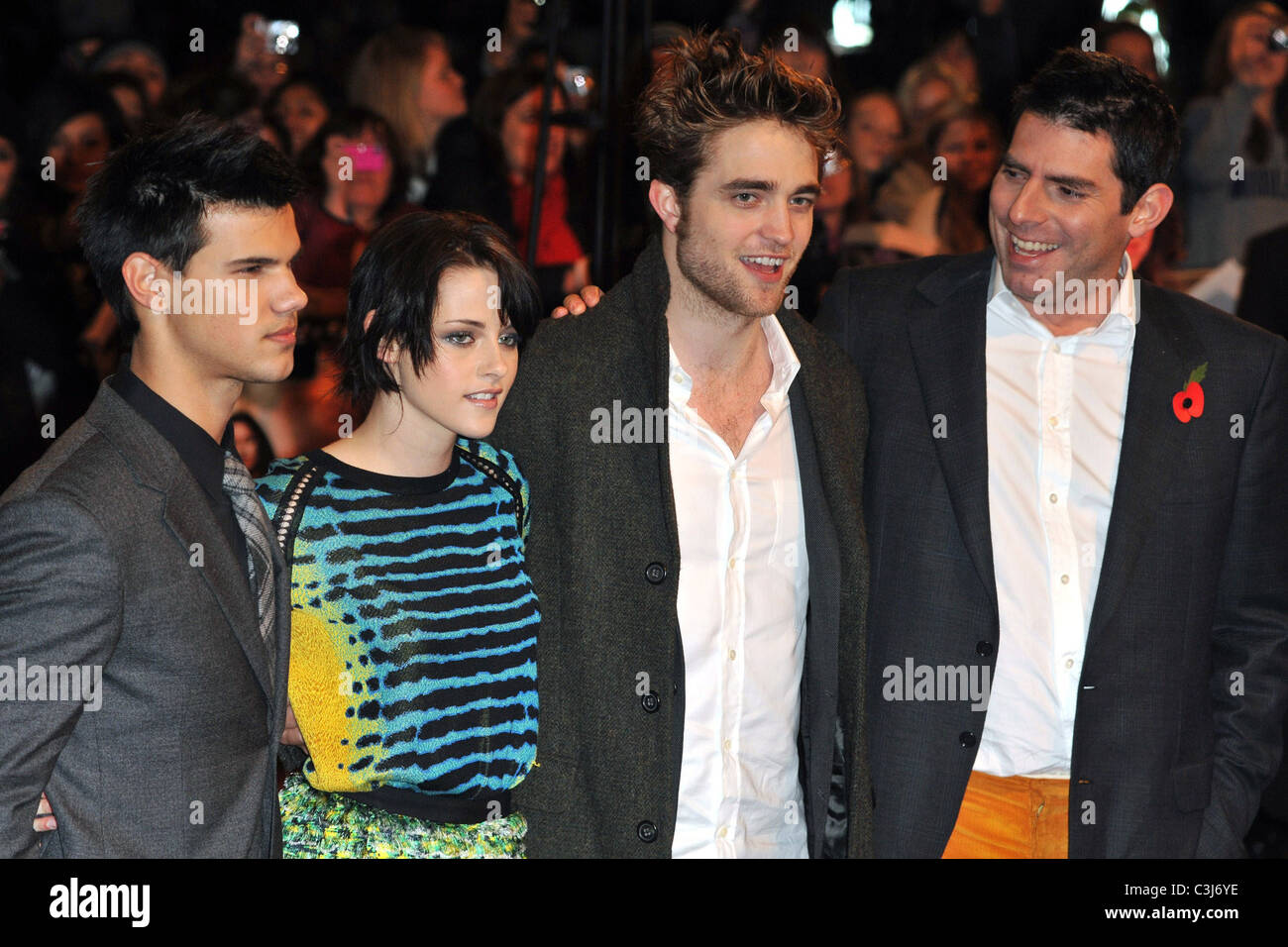 Kristen stewart et chris weitz la saga twilight Banque de photographies ...