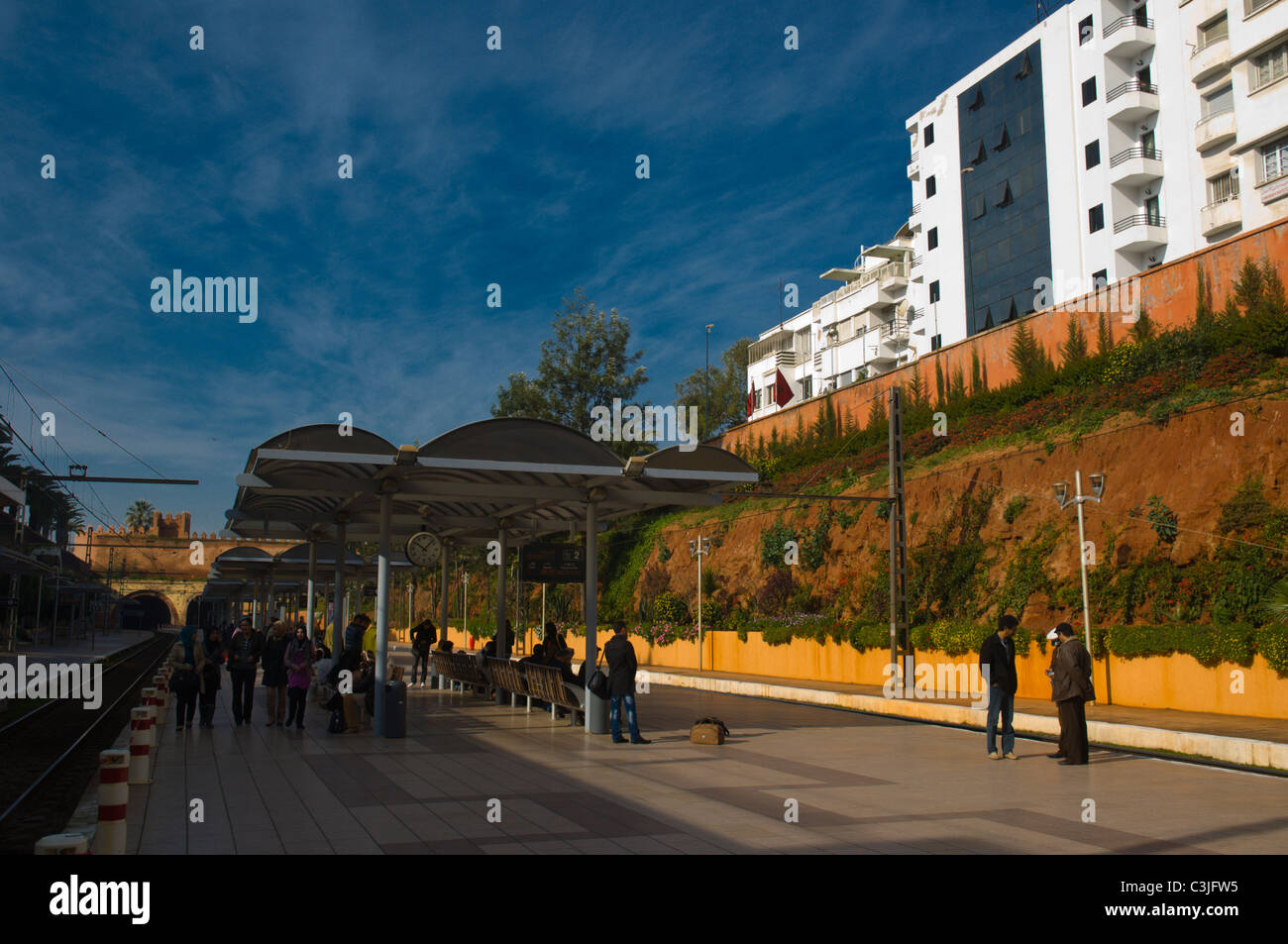 Gare de train de rabat ville Banque de photographies et d’images à ...