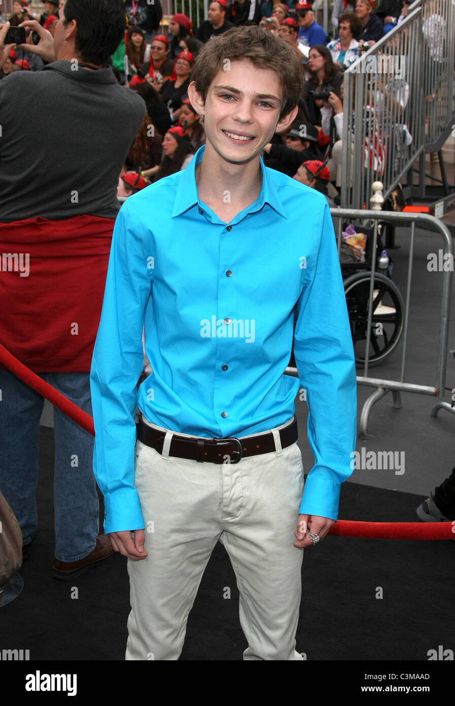 Robbie kay 2011 pirates of the caribbean Banque de photographies et d ...