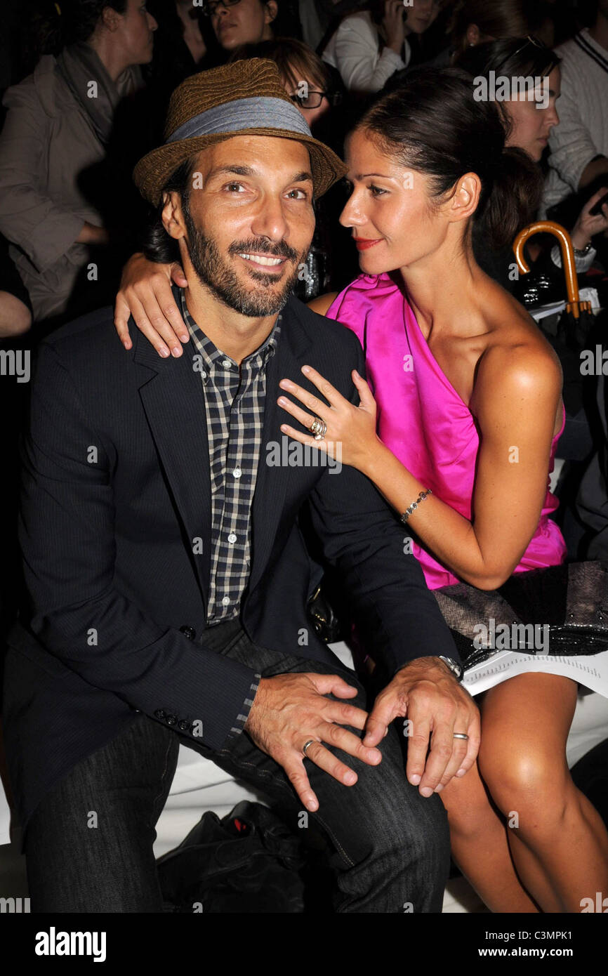 Jill hennessy mercedes benz img new Banque de photographies et d’images ...