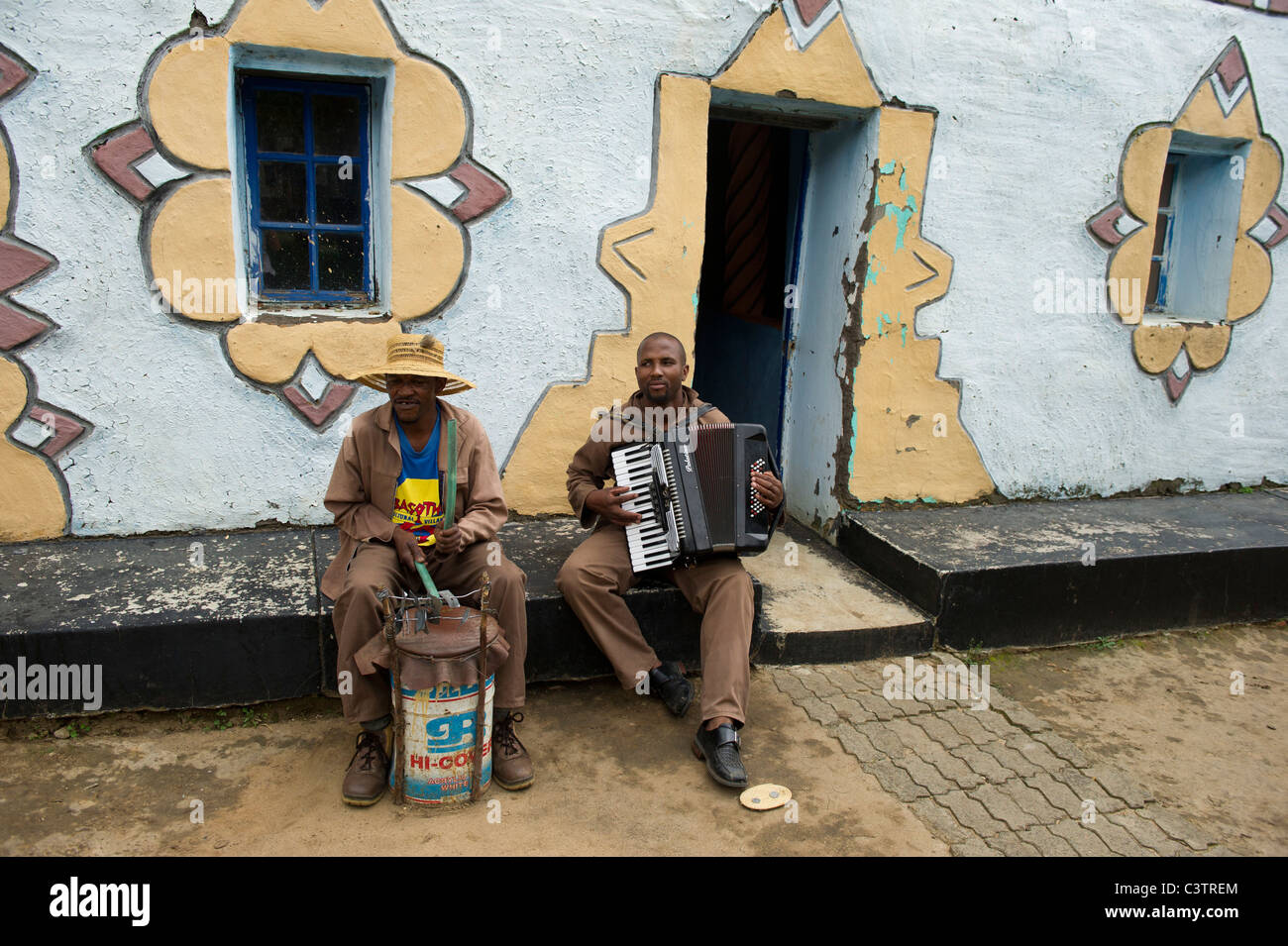 Musiciens sotho, Village Culturel Basotho, Golden Gate Highlands ...