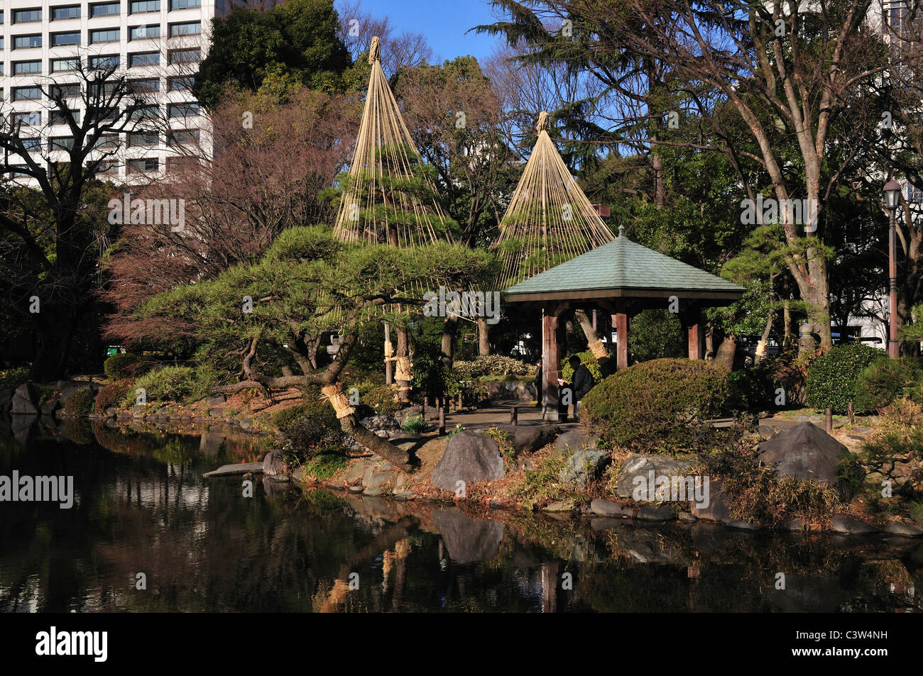 Gazebo Japanese Garden Park Banque d'image et photos - Alamy