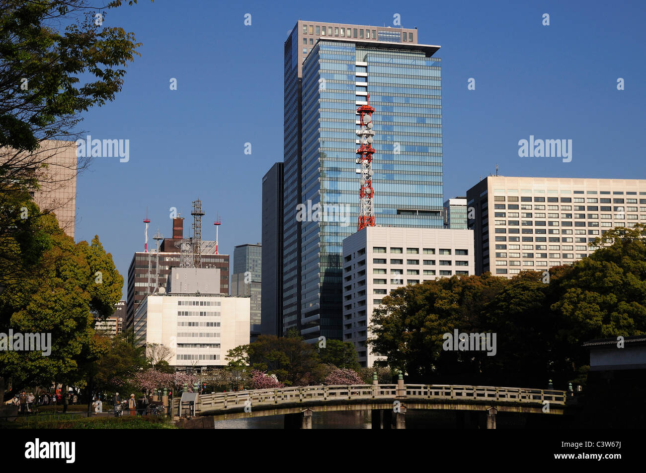 Otemachi skyline Banque de photographies et d’images à haute résolution ...