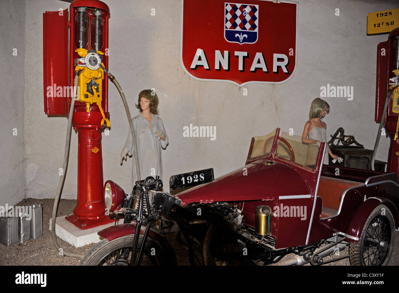 Musee maurice dufresne musee au moulin de marnay Banque de ...