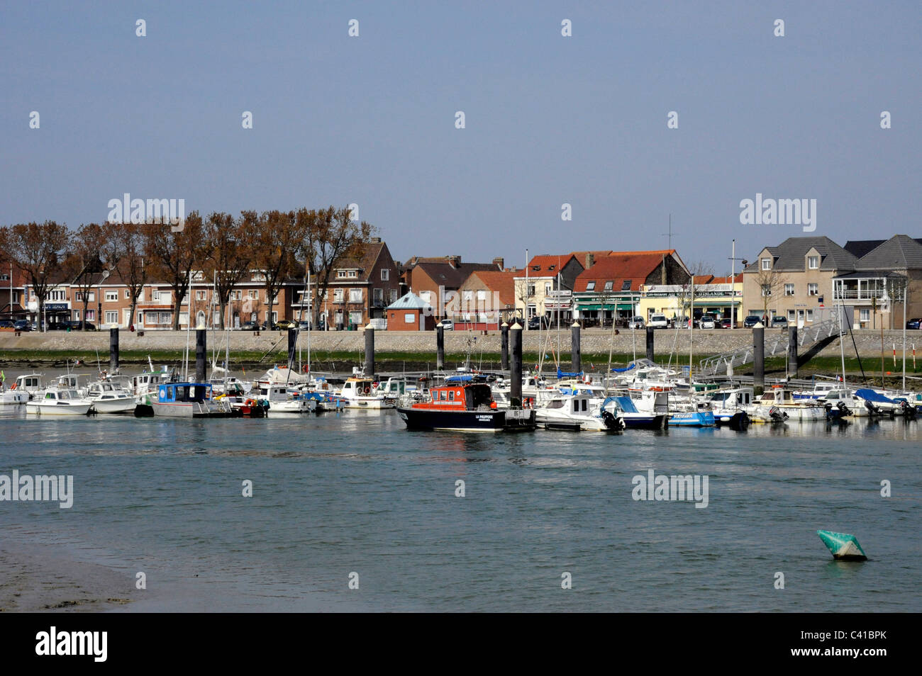 Plage à gravelines Banque de photographies et d’images à haute ...