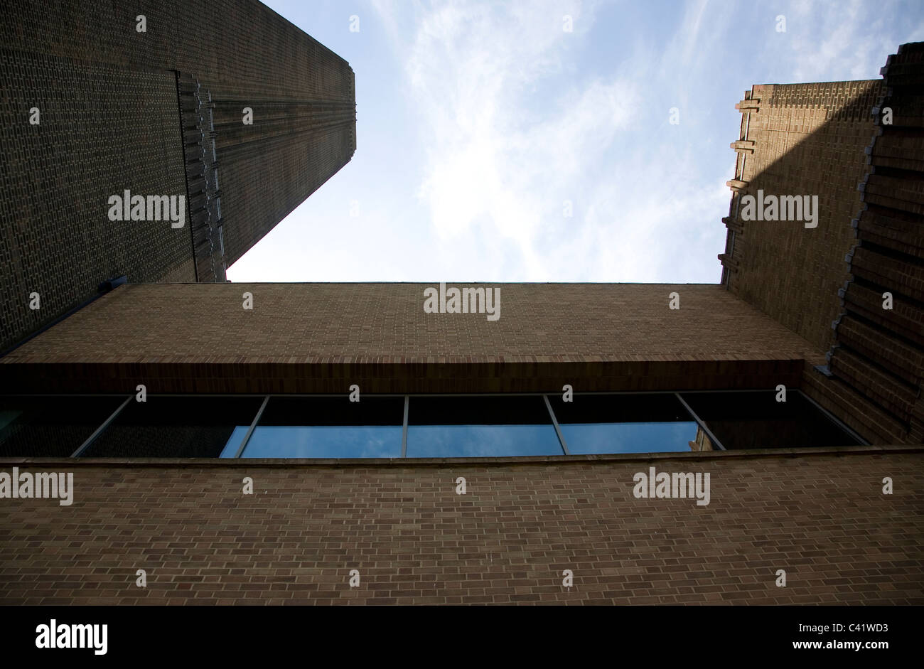Tate Modern Tower Architecture Banque d'image et photos - Alamy